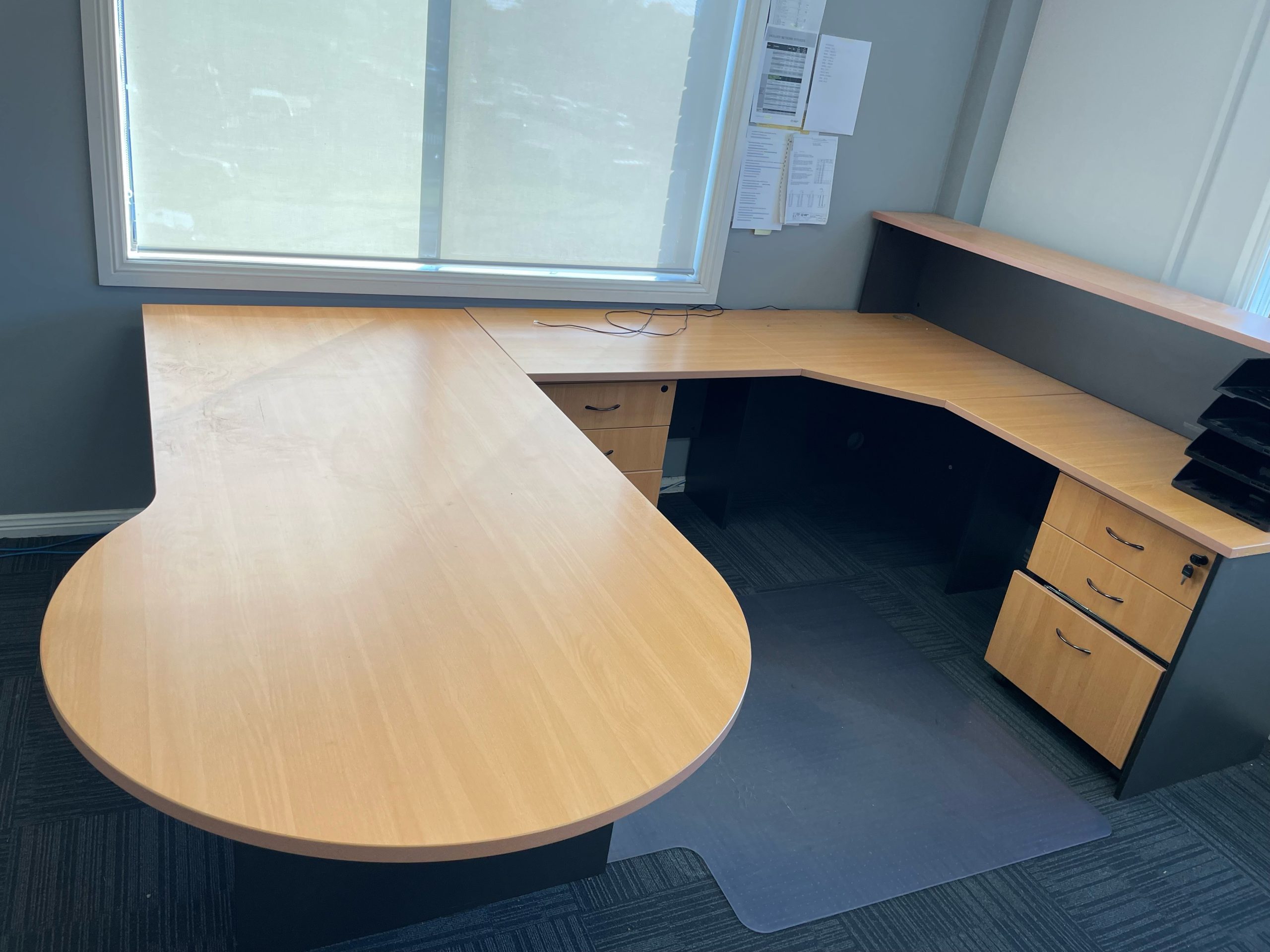 3 Piece Corner Workstation Plus Hob with P End Desk Extension and Fixed ...
